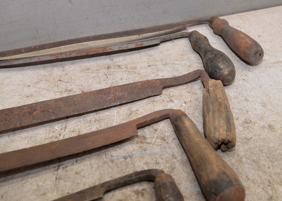 7 antique Draw knives spoke bark shave collectible woodworking knife ...