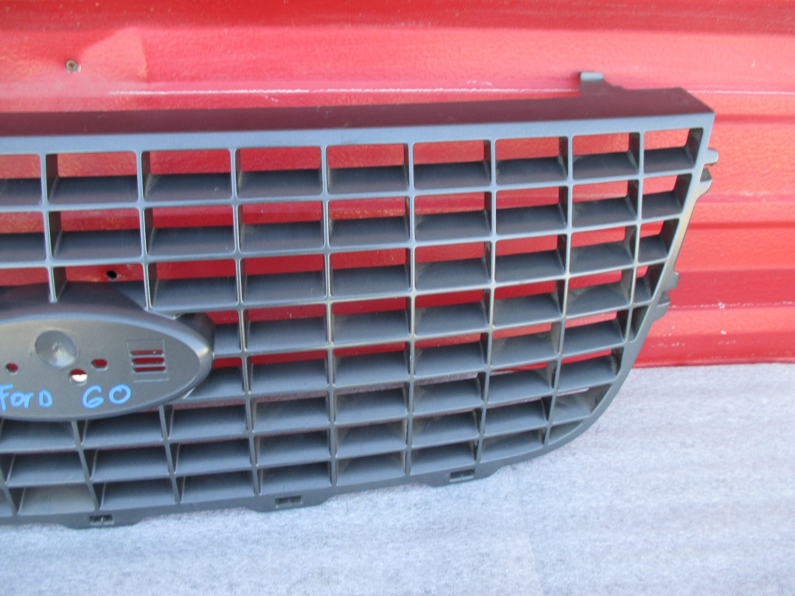 FORD EXPEDITION FRONT GRILLE OEM 03 04 05 06 OEM 2003 2004 2005 2006 ...