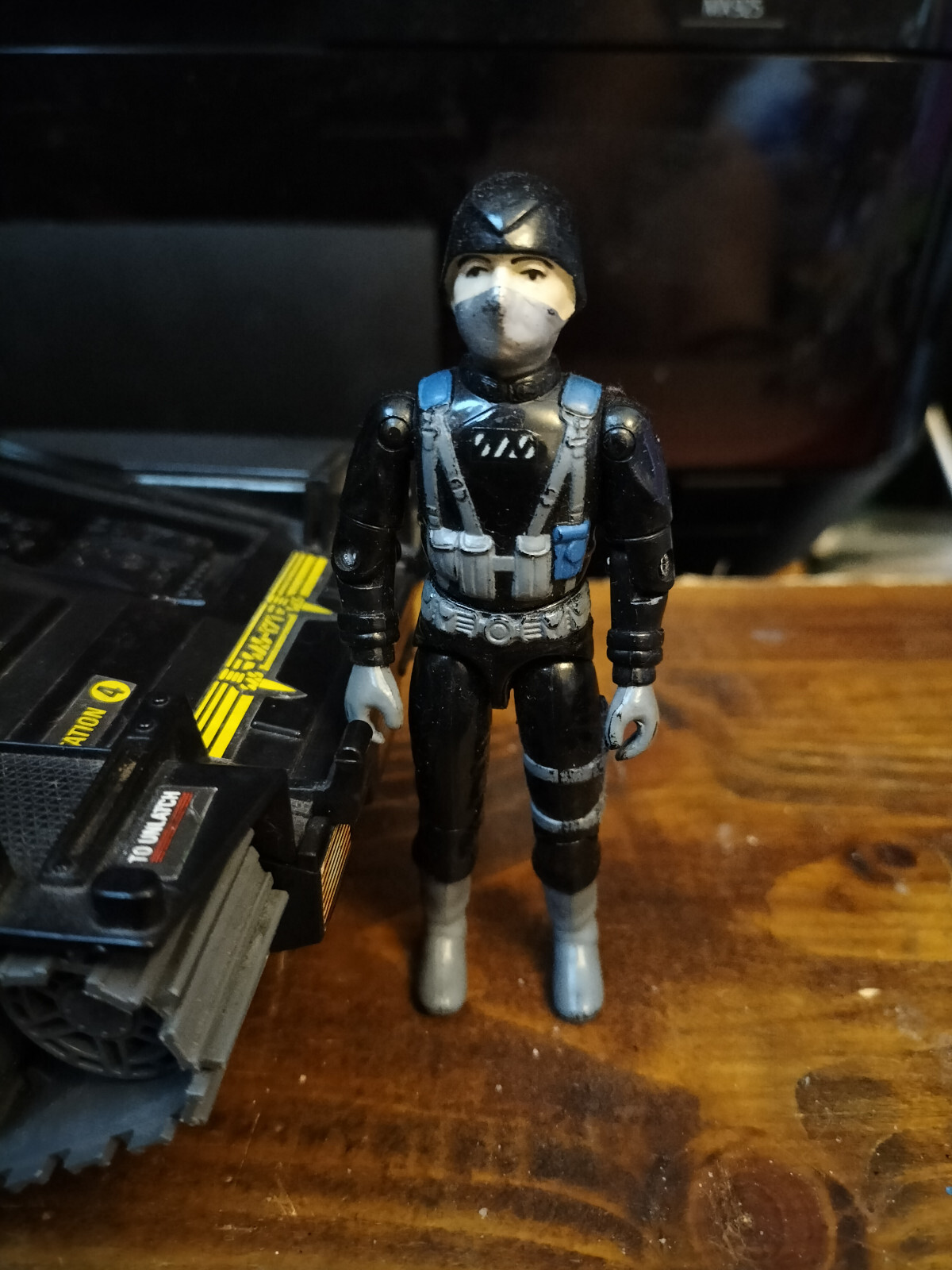 ACTION FORCE SAS Force Wolverine And Hunter Action Figure *READ ...