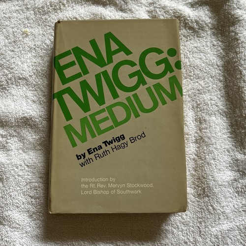 ENA TWIGG: MEDIUM - 1972 - Book Club Edition Hardcover w/ Dust Jacket ...