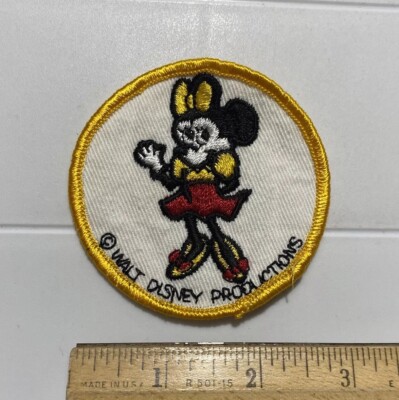 Minnie Mouse Walt Disney Productions Round Embroidered Souvenir Patch ...