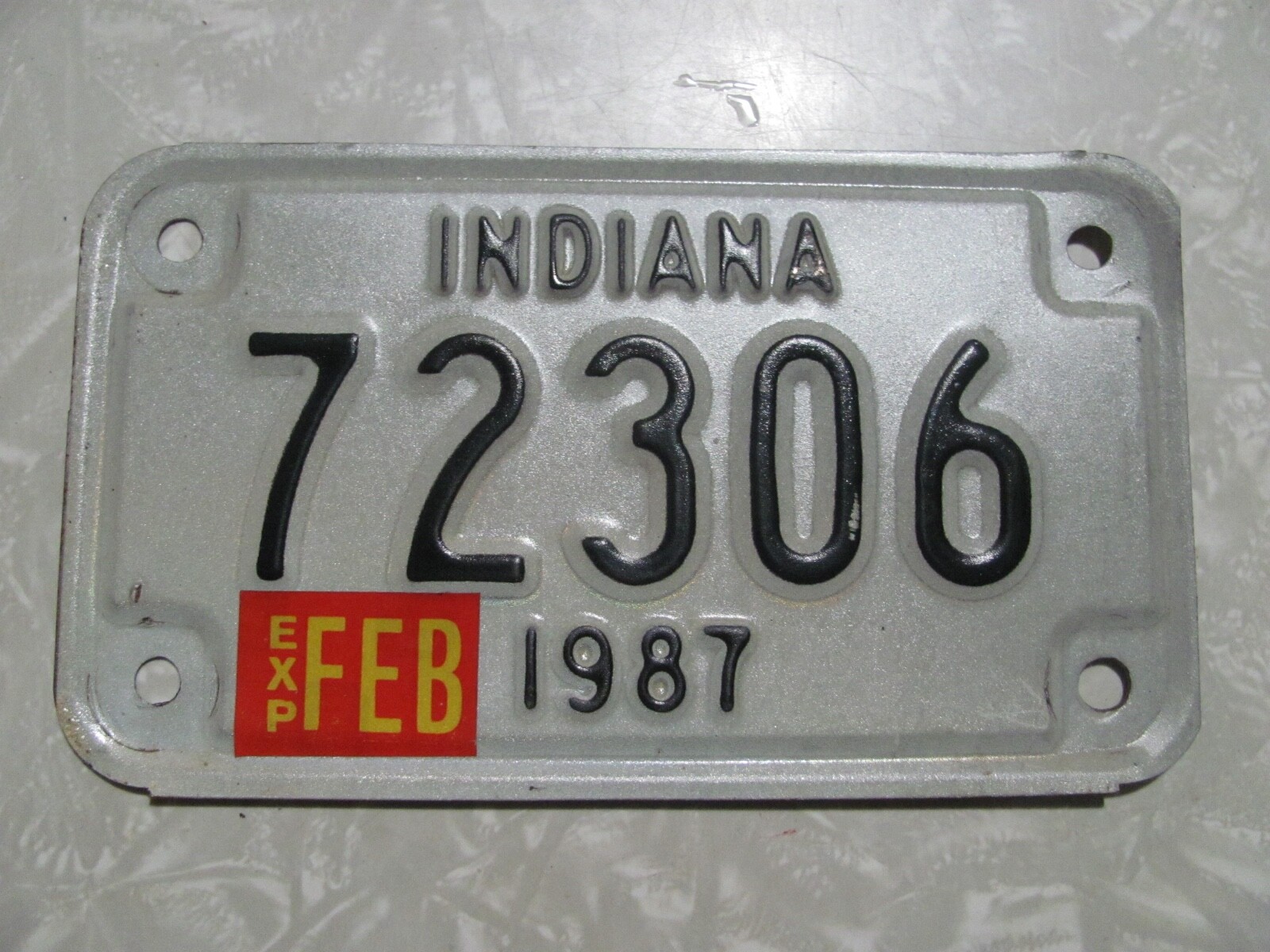 1986 INDIANA MOTORCYCLE LICENSE PLATE FREE SHIPPING SEE MY OTHER PLATES ...