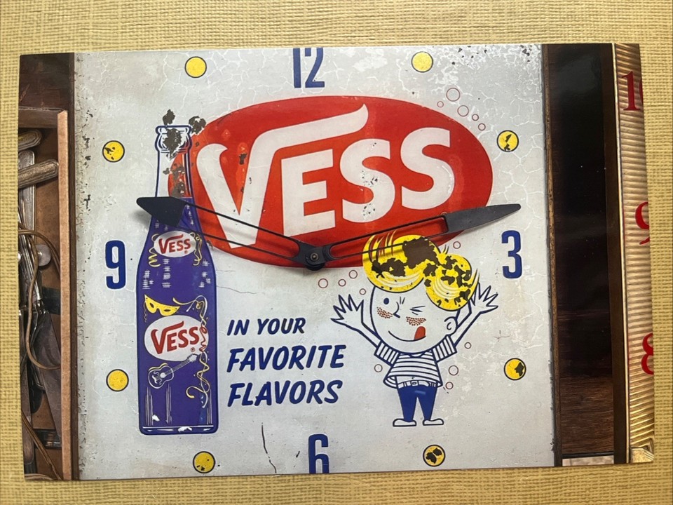 “VESS” SODA “POP DRINK” “FAVORITE FLAVORS” CARTOON AD CLOCK “VESS SODA ...