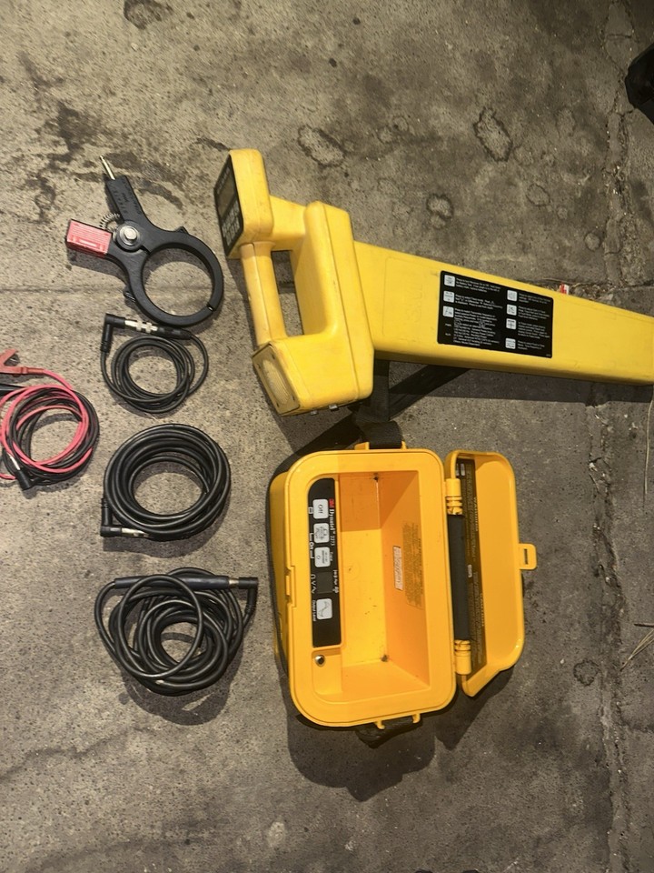 3M Dynatel 2273 Cable/Pipe/Fault Locator And Transmitter | eBay