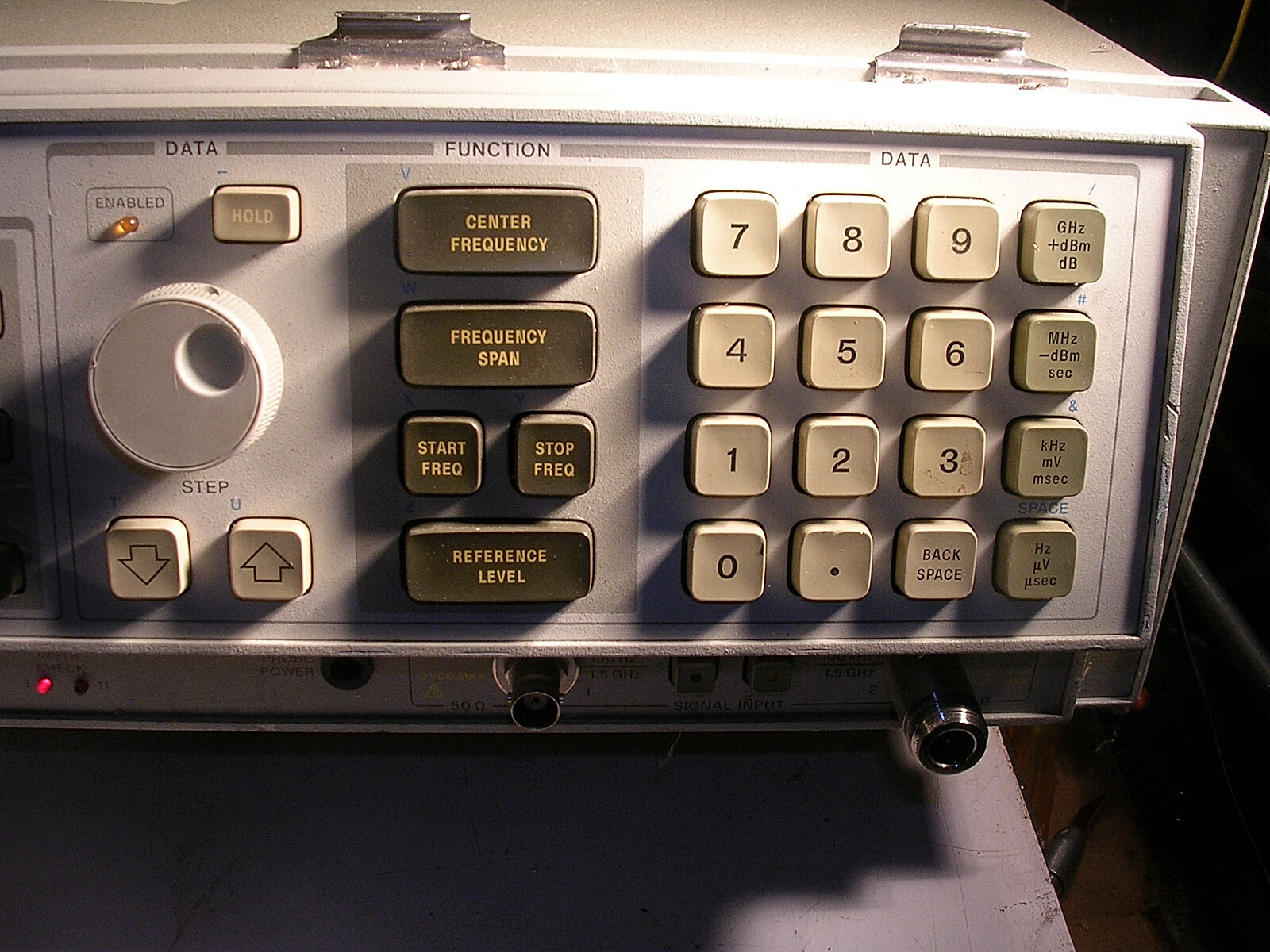 HP 8568B Spectrum Analyzer 100 Hz to 1500 MHz for sale online | eBay