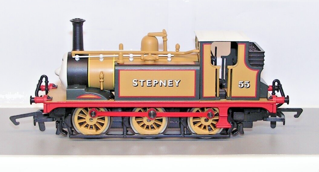Hornby R9069 Thomas and Friends Stepney, Electric Locomotive 00 Gauge ...
