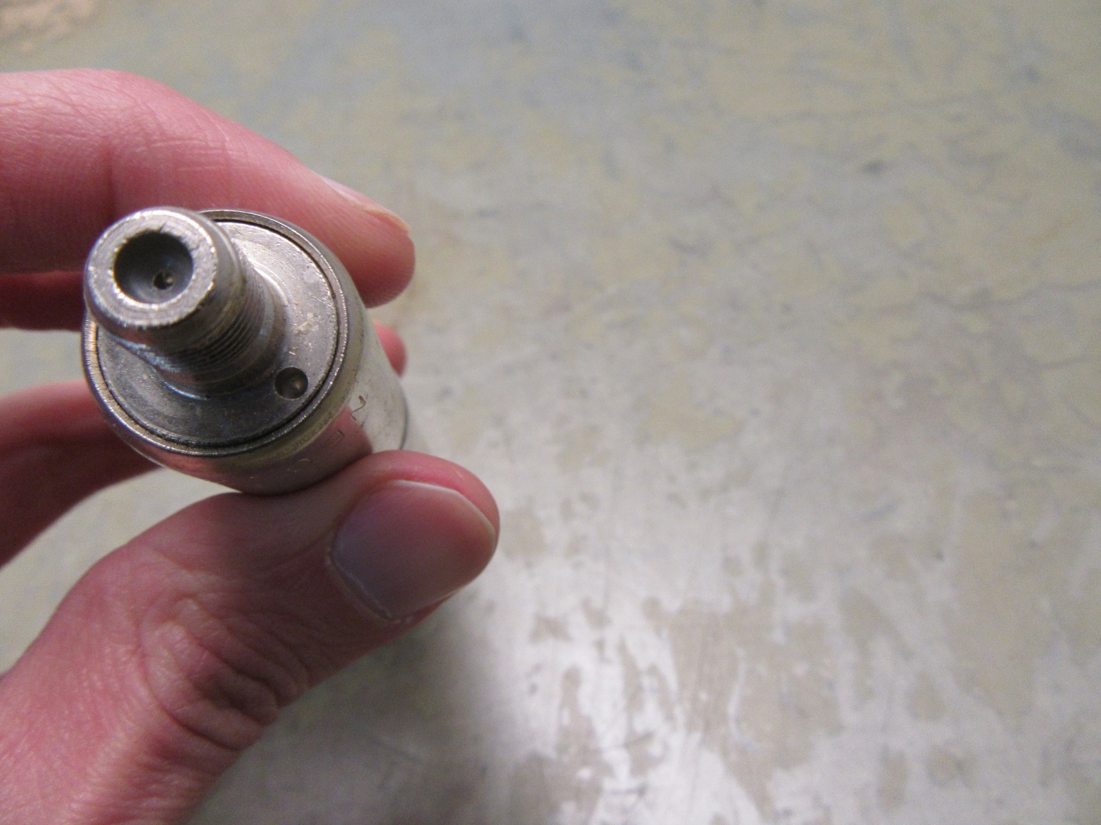 lot of 10x arcom neg 2-{a-1} cable filter traps [3*K-31] | eBay