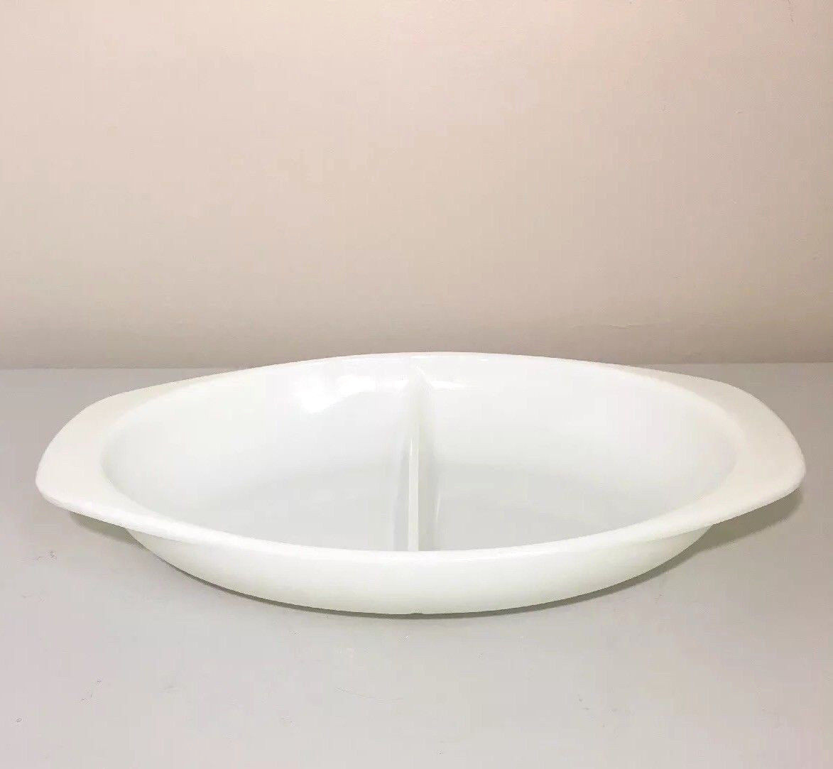 PYREX WHITE MILK GLASS DIVIDED OVEN BAKING CASSEROLE VEGETABLE DISH ...
