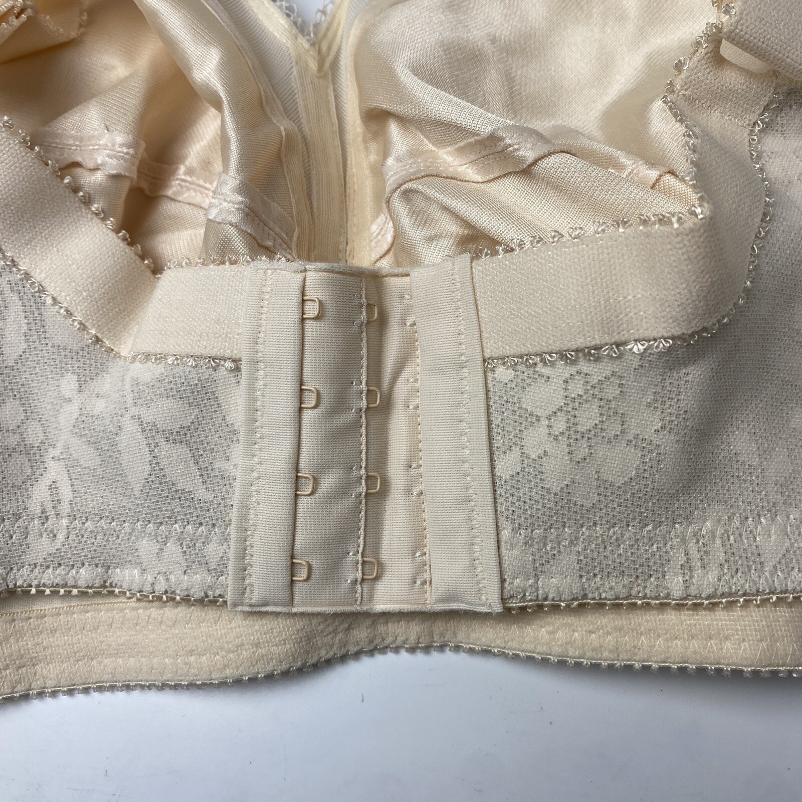 Playtex 18 Hour Ultimate Shoulder Comfort Bra Beige W… - Gem