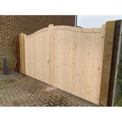 Swan Neck Wooden Driveway Gates, Bell Top Gates, Timber Gates, Made To ...