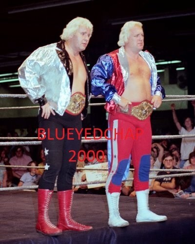 JOHNNY & JERRY VALIANT WRESTLER 8 X 10 WRESTLING PHOTO WWWF | eBay