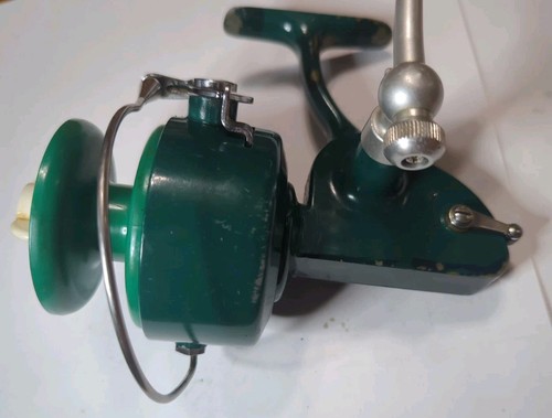 Vintage Penn 710 Spin Fisher Spinning Reel Inv #1824 | eBay