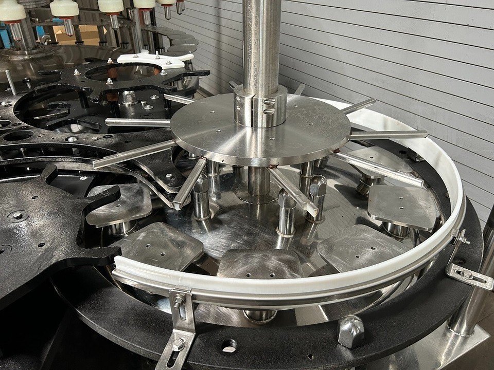 FOGG 30 Valve Rotary GALLON Bottle Filler, Filling Machinery, Bottling ...