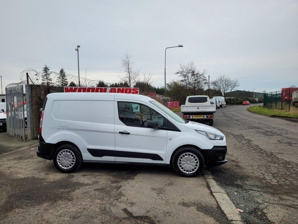 2020 ON 70 PLATE FORD TRANSIT CONNECT 200 BASE 1500CC TDC SWB DIESEL ...