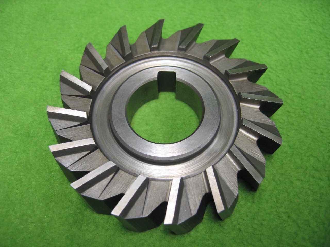 HALF SIDE MILLING CUTTER 16T 3-7/8 x 3/4 x 1-1/4 LH | eBay
