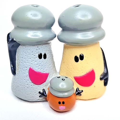 1990s Toy Salt & Pepper Shaker Family Anthropomorphic Bottles TYCO x ...