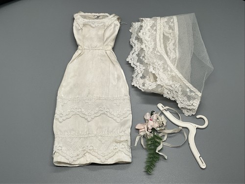 1966 Vintage Mattel Barbie HERE COMES THE BRIDE #1665 Outfit Bouquet | eBay