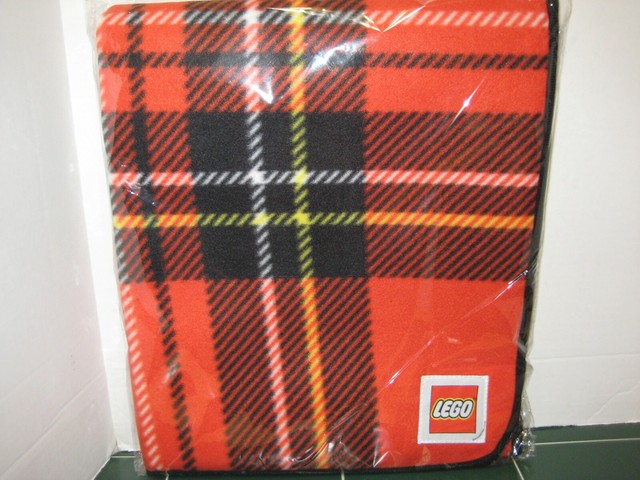 LEGO 5006016 Picnic Blanket VIP out for sale online | eBay