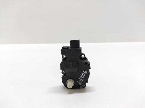Mercedes-Benz E W212 2010 Air heater flap actuator motor 410475520 ...