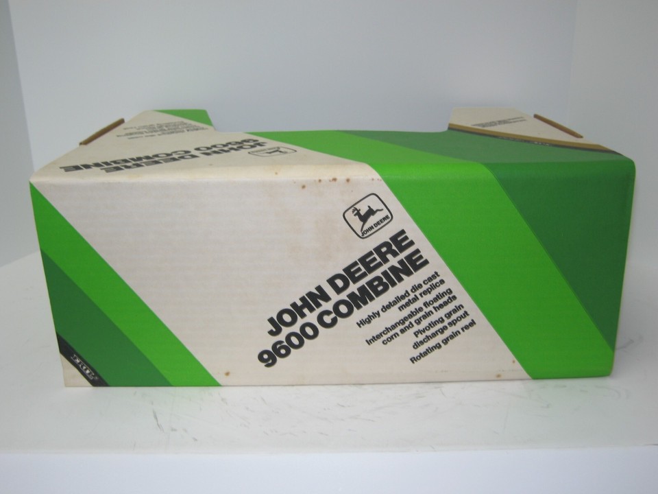 1/28 JOHN DEERE 9600 COLLECTOR COMBINE w/BOTH HEADS NIB good boxes | eBay