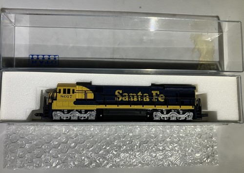 KATO N Scale 176-302 C30-7 AT & SF #8017 Santa Fe Lighted Locomotive | eBay