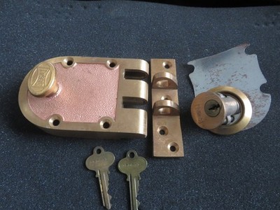 #300 SEGAL Jimmy Proof Security Deadbolt Door Lock 666A Single Cylinder ...