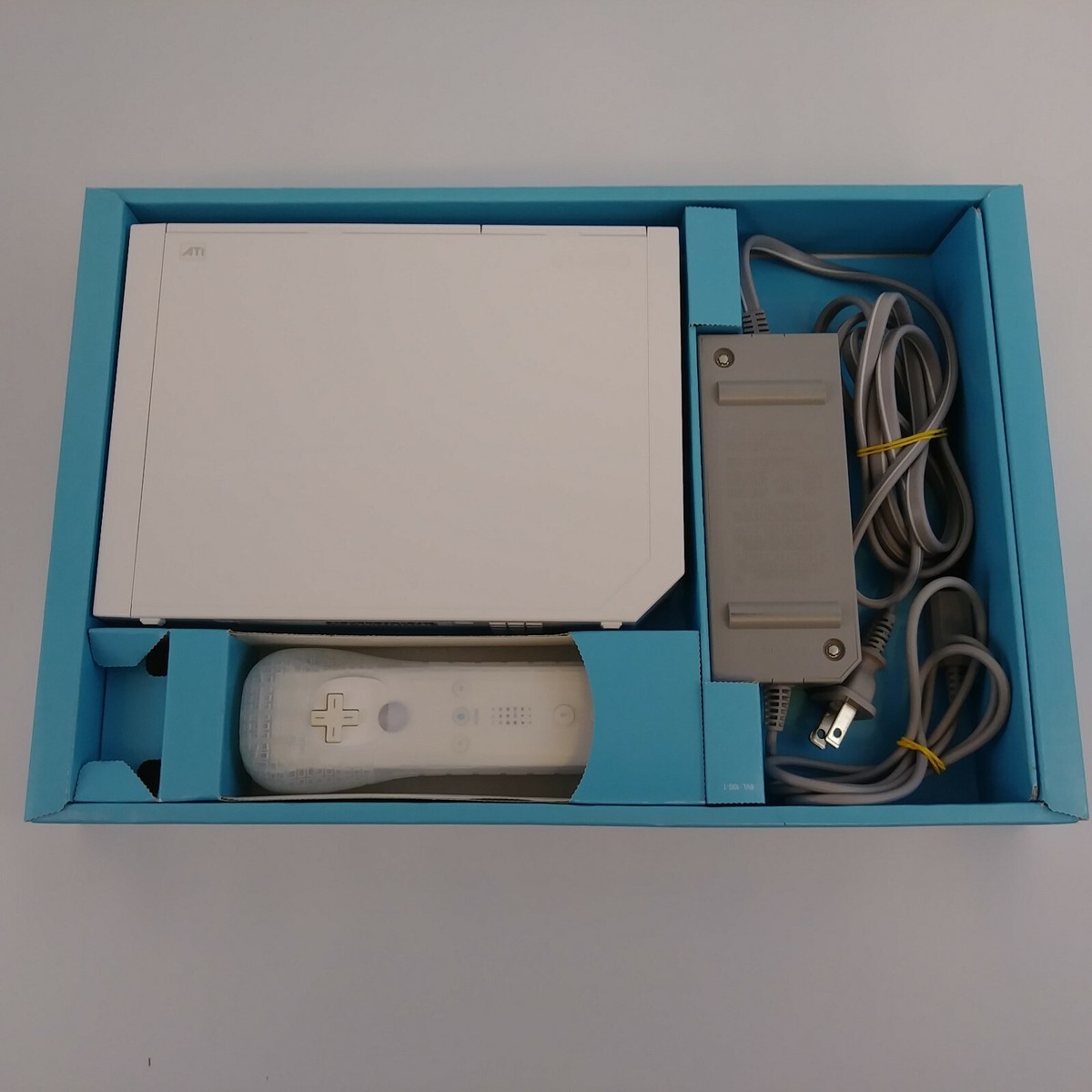 buy shops Huge Wii Bundle w/ Wii Sports & Dance Pad