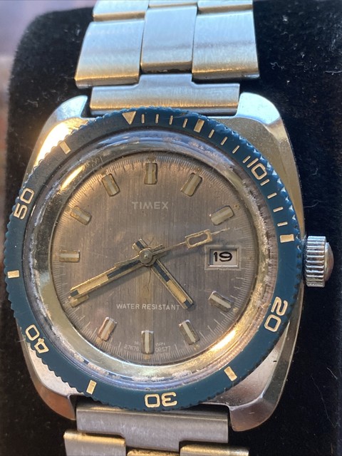 Vintage Timex Diver Watch 25 Metres Water Resistant Blue Dial Case ...