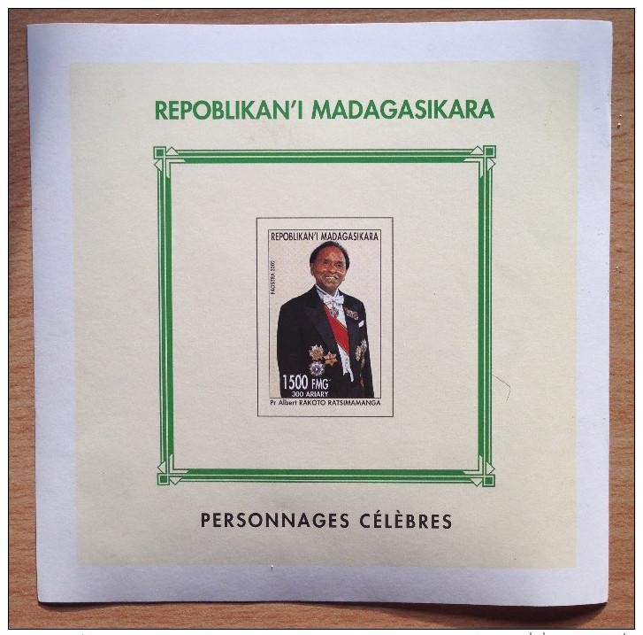 Madagascar 2002 IMPERF ND bloc sheet Pr. Albert Rakoto Ratsimamanga ...