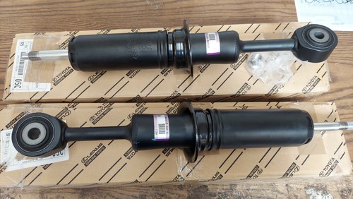 Genuine Lexus LX570 2008-2020 Front Shock Absorbers Set 48510-69355 x2 ...