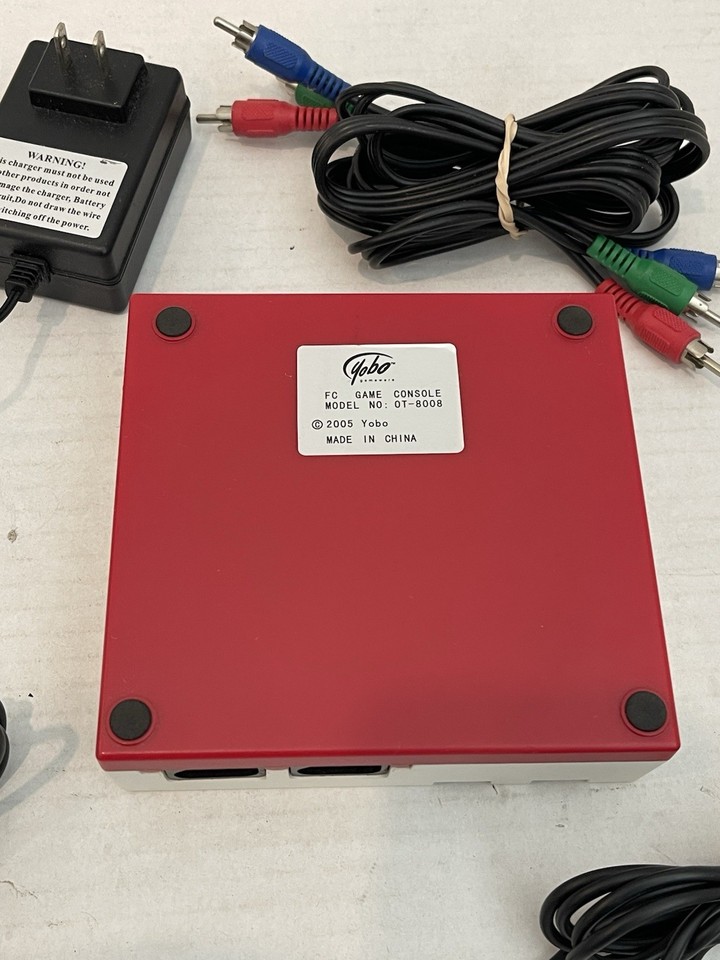 YOBO Gameware FC Nintendo NES Game Console w/ 2 Controllers, Cords. OT ...