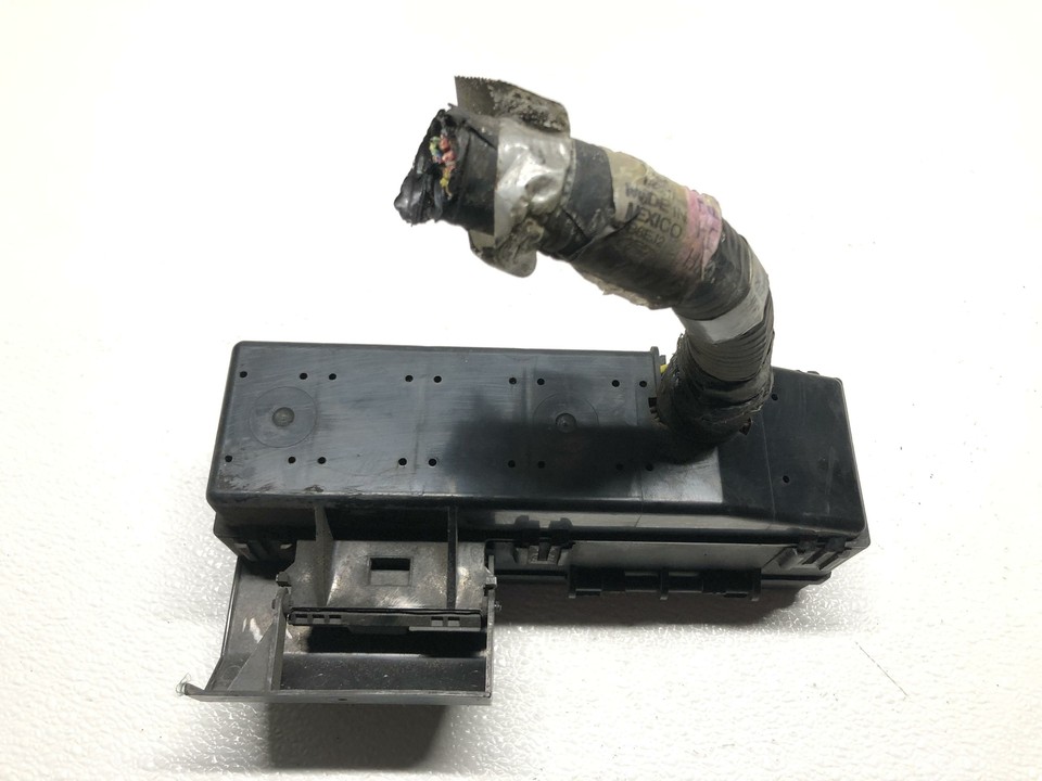 2000-2003 Ford Ranger 3.0 Engine Fuse Box Assembly Oem 00-03 Oem | eBay