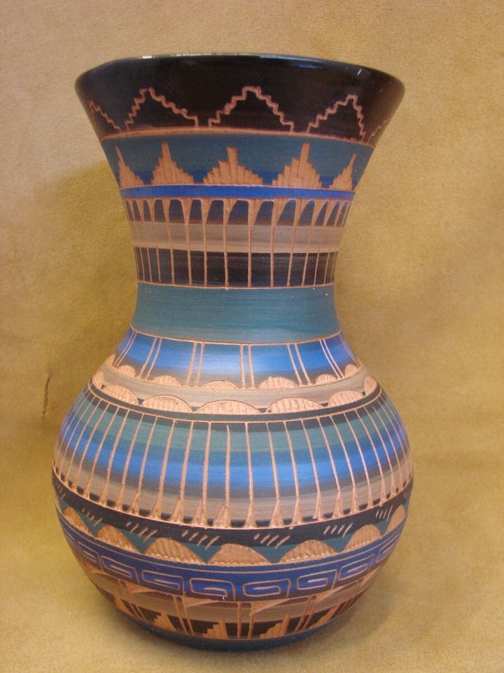 Navajo Indian Hand Etched & Painted Pottery by Mirelle Gilmore | eBay