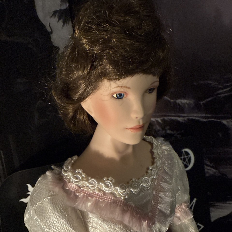 Haunted Doll Active Spirit ~ Lizzette ~ Benevolent, Djinn, Great Healer ...