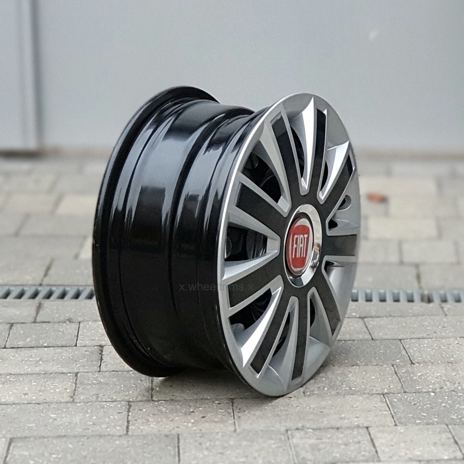 Full set 14" wheel trims, hubcaps to fit FIAT 500 Silver/Black | eBay