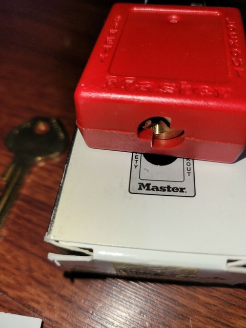 Master Lock 410KARED Safety Lockout Keyed Alike Padlock Red M175 for ...