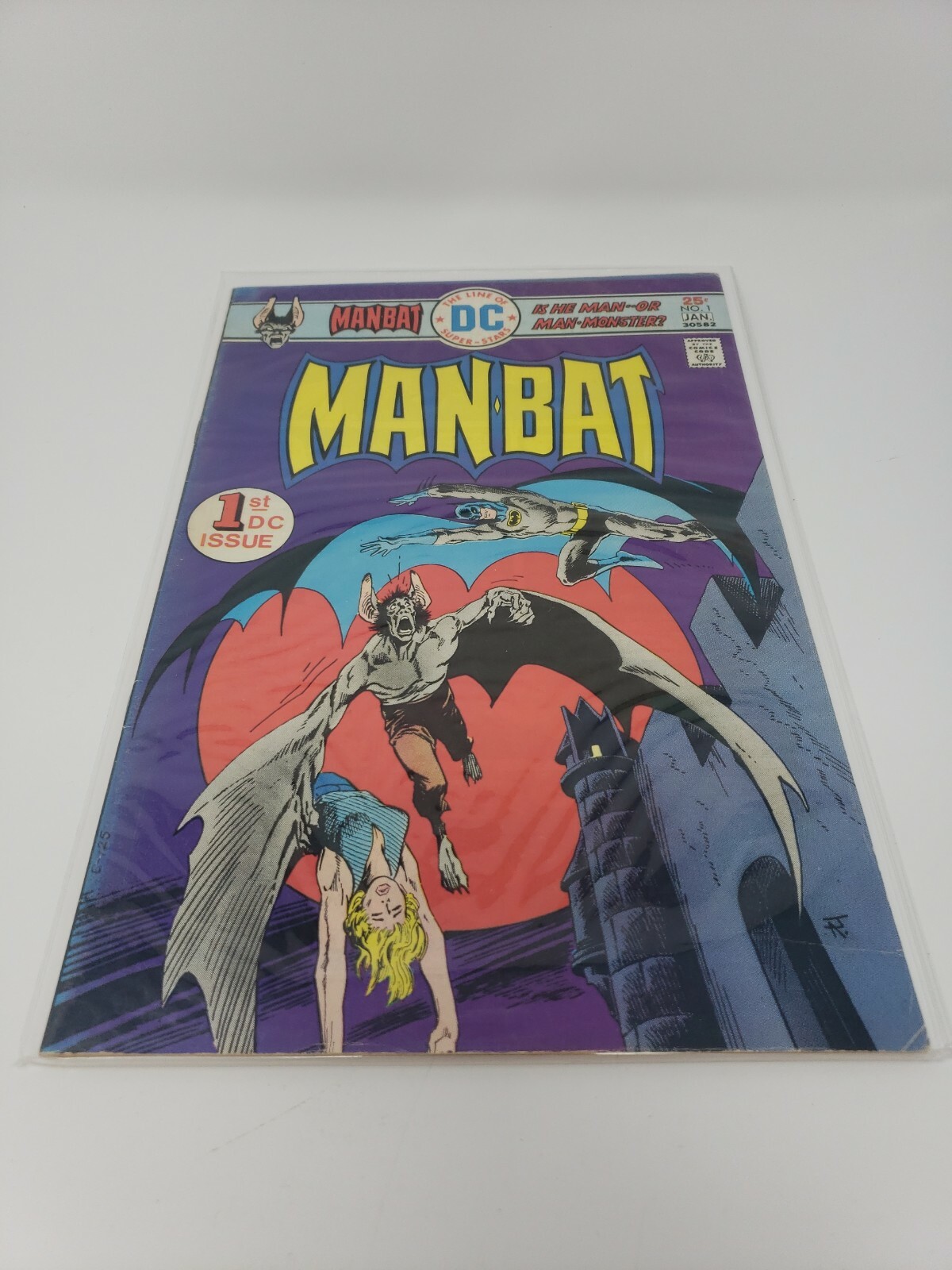 MAN-BAT #1 FIRST SOLO TITLE BATMAN STEVE DITKO DC 1976 NICE!!! | eBay