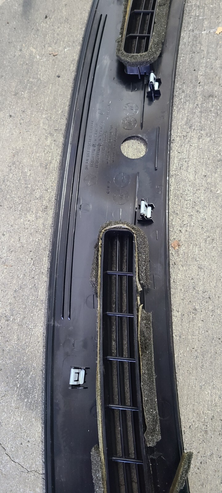 08-10 Chrysler 300 c Dodge Charger SRT8 Defrost Vents Upper Dash Pad ...