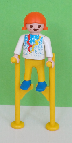 Playmobil Sammlung Mädchen mit Stelzen aus Set 3819 Spielplatz #4146 ...