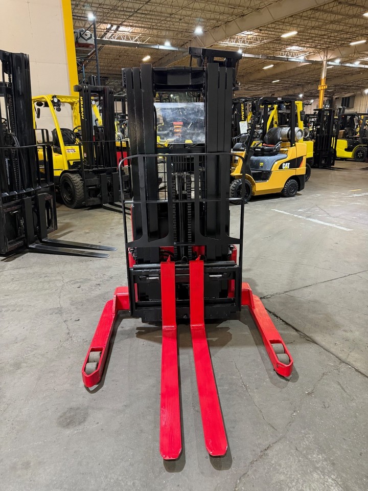 2015 Raymond DSX40 4000LB 3 Stage Mast Electric Walkie Stacker 7267 ...