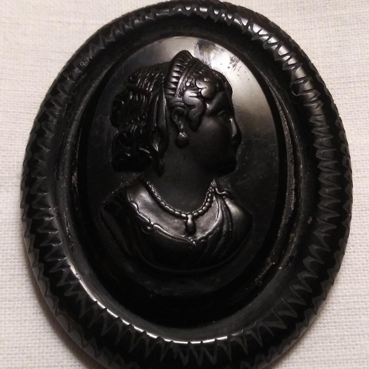 Vintage 1950's Large Black Bakelite Carved Cameo Broo… - Gem