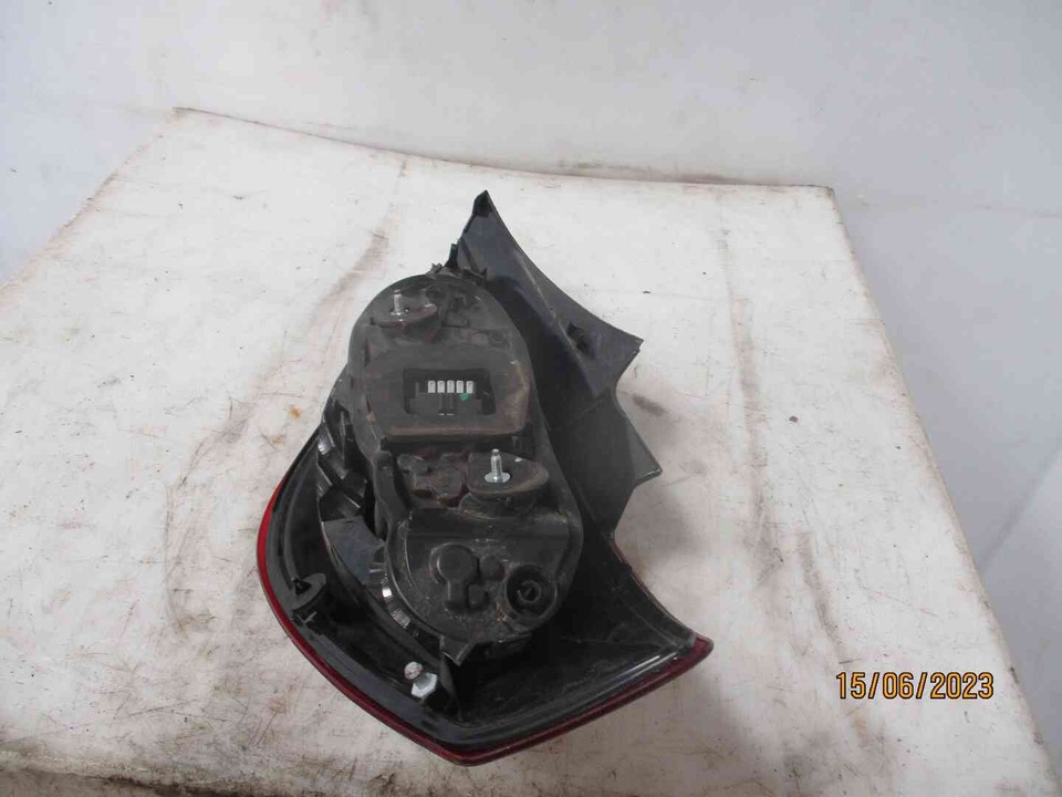 Feu arriere gauche 93189092 | eBay