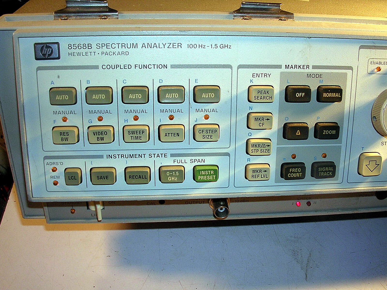 HP 8568B Spectrum Analyzer 100 Hz to 1500 MHz for sale online | eBay