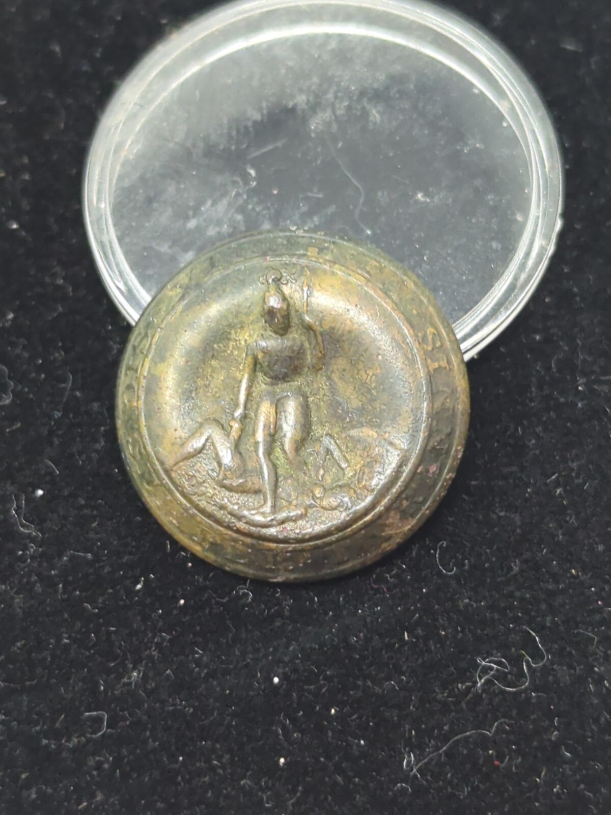 Dug civil war period Virginia coat button, Albert VA13, Tice VA222 ...