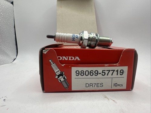 Box of 10 NGK SPARK PLUG DR7ES (98069-57719) HONDA | eBay