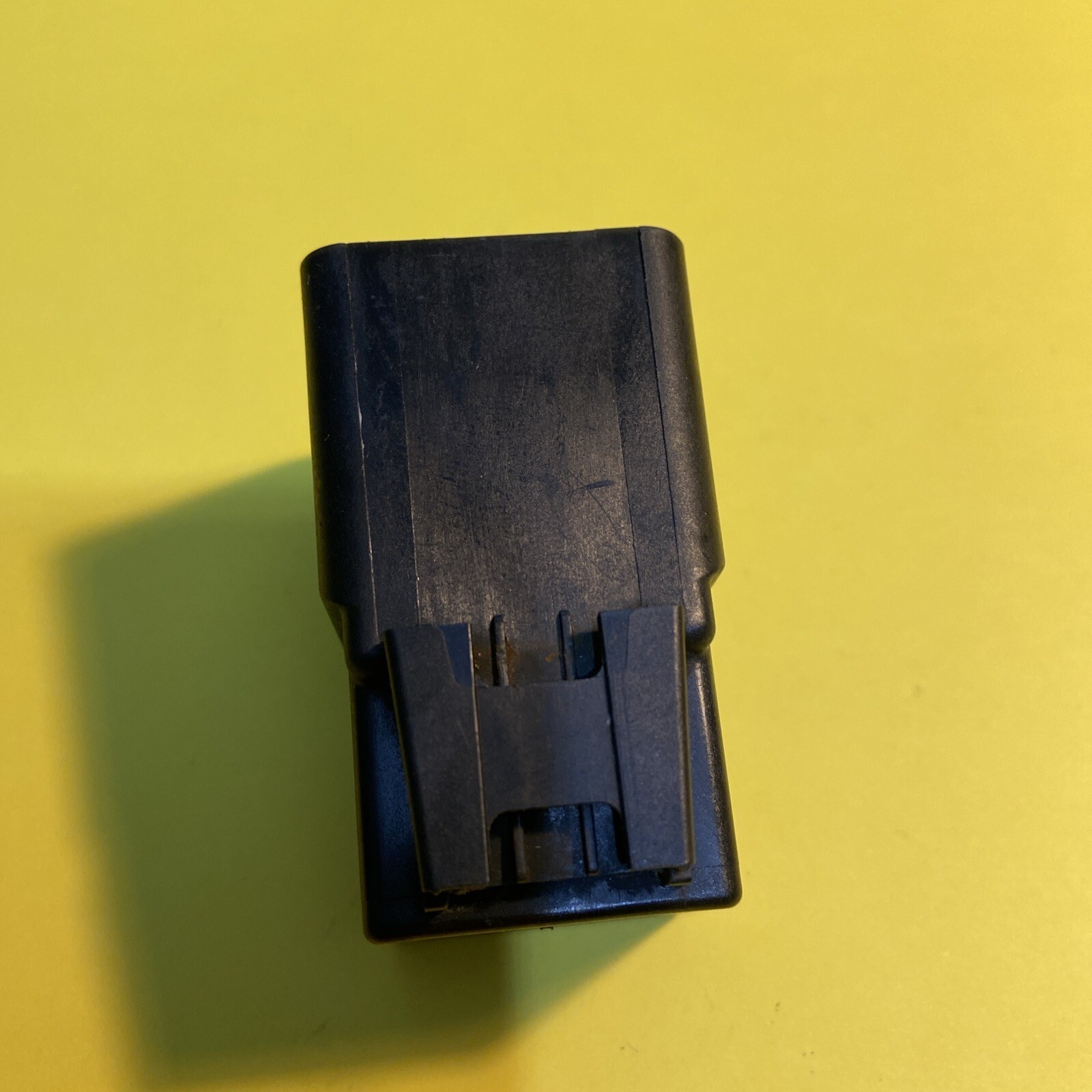 GENUINE FORD 4 PIN BUTZA 12V 70A RELAY BLACK 93AG 14N089 F1B / V23136 ...