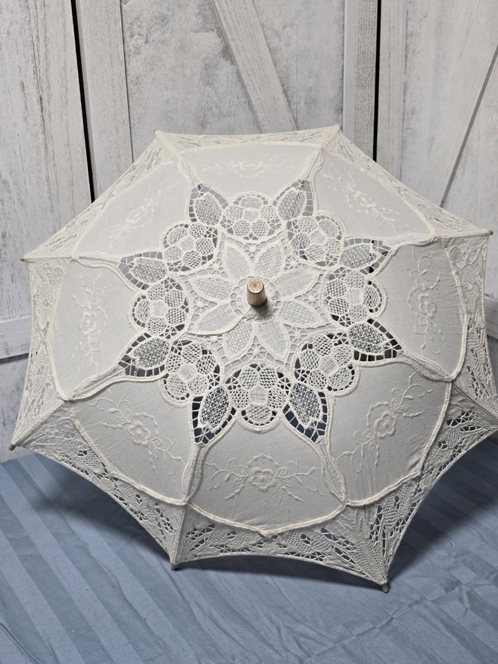 Small Cotton Lace Parasol Natural Ivory Color Wood Handle Umbrella ...