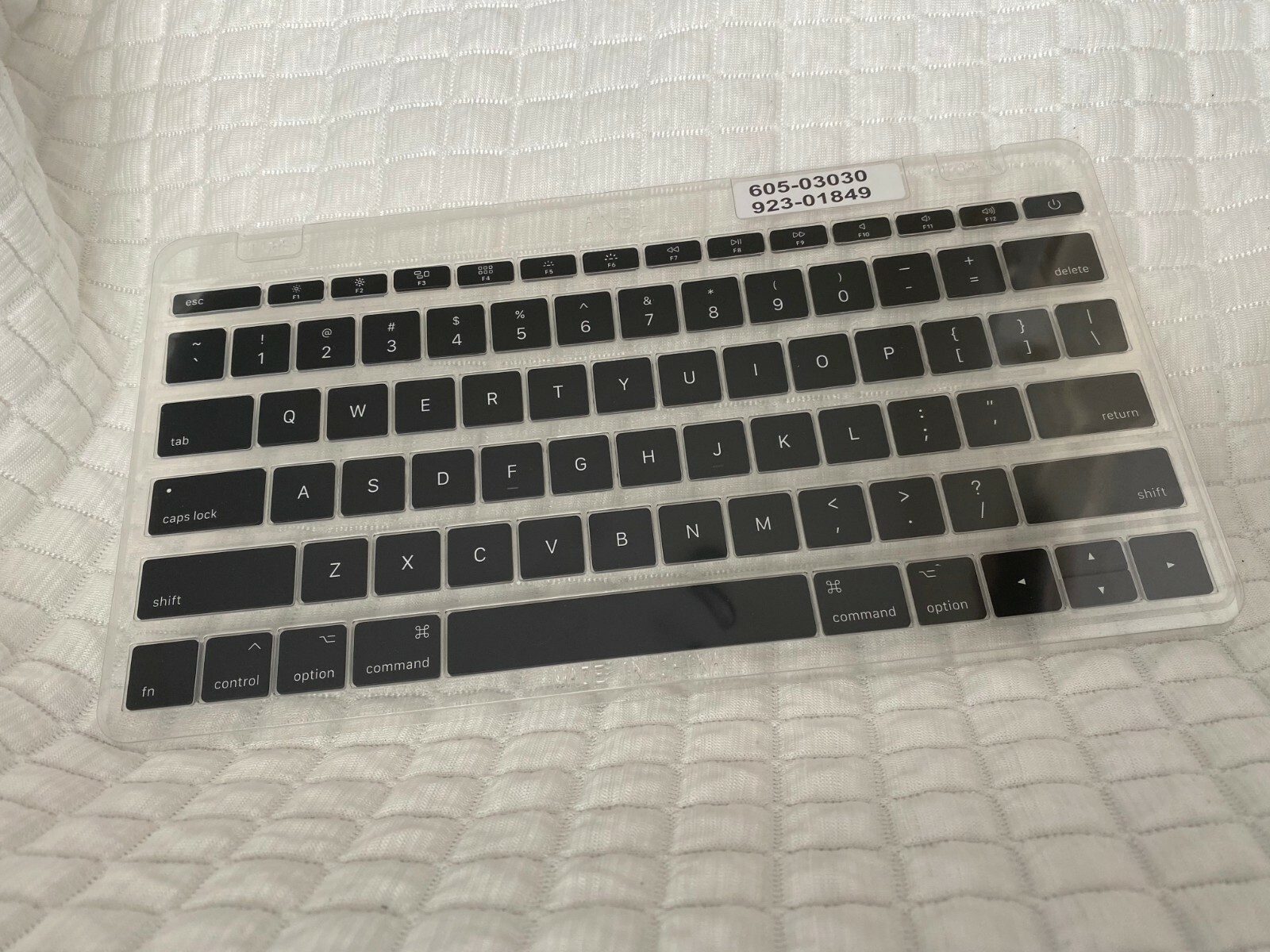 Genuine Apple KEYCAP kit set for US Keyboard MacBook 13" 15" 605-03030 ...