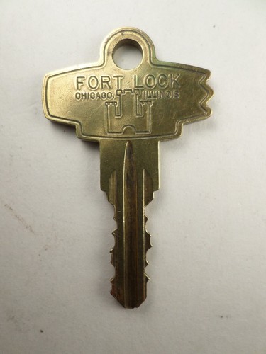 Vintage Brass FORT Lock Castle Key 750 No. # 1563 Chicago IL | eBay