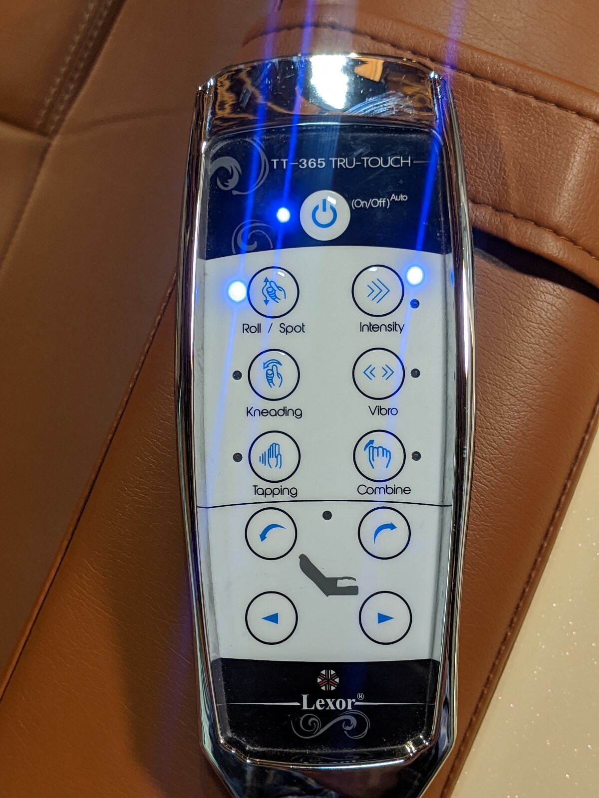 Lexor Liberte Spa TT365 Tru-Touch Massage Pedicure Chair with Pump ...